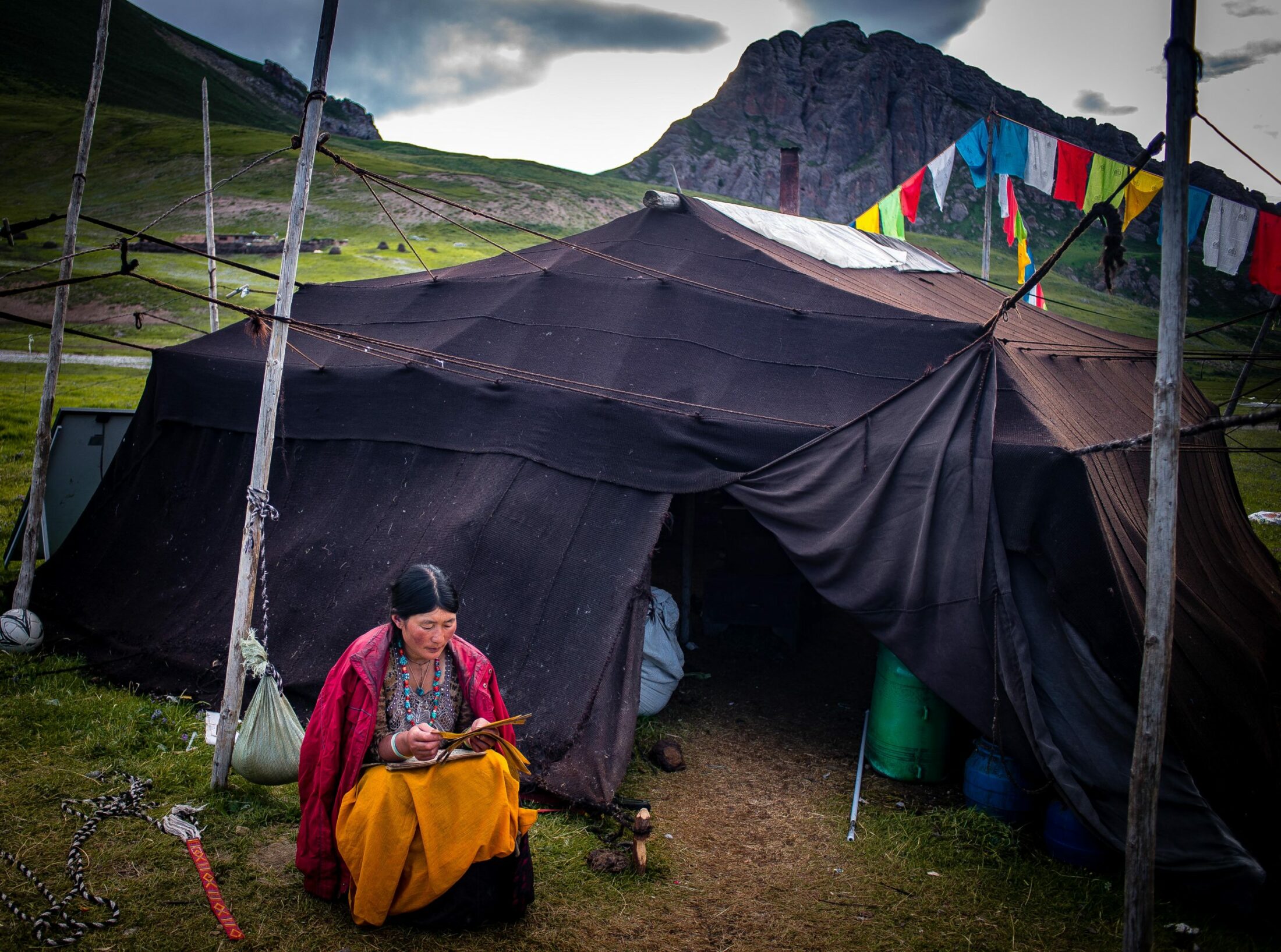 In Search Of Black Tents By Diane Barker Emergence Magazine